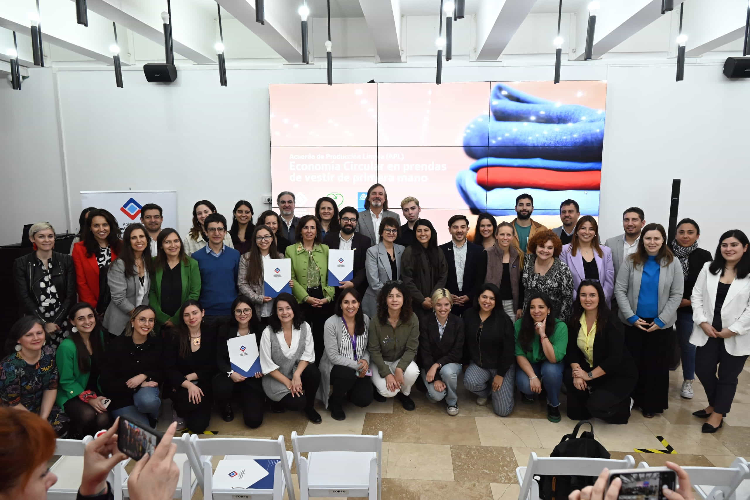 En Modo Emprendedor » Industria de la moda impulsa el mercado circular.